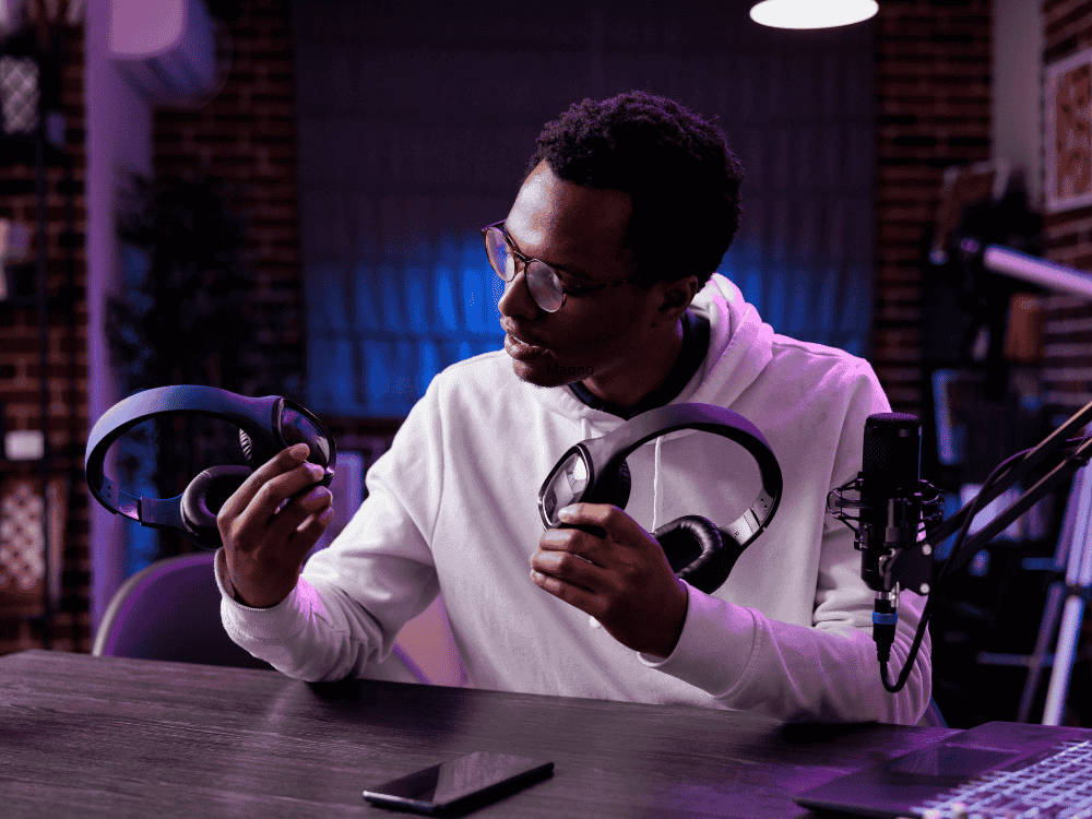 How to Pick the Best Condenser Mic for Recording in 2025
