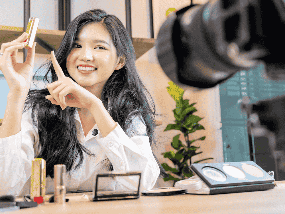 The 7 Best Wireless Microphones for YouTube: 2025 Picks